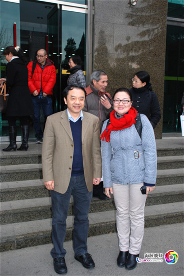 相信人类有足够聪明才智解决所有问题——走进中科院高能物理研究所记者手记