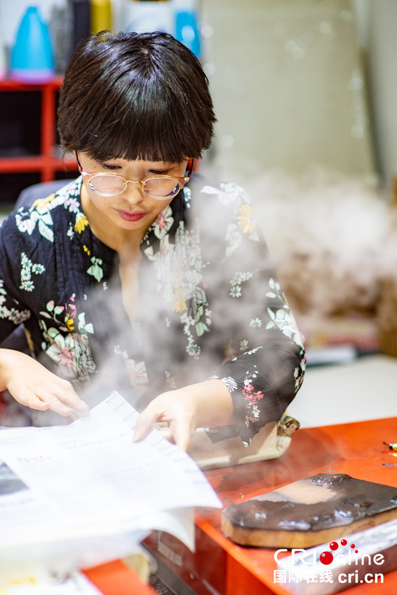 American Photographer Chad Case: Explore Hundreds kinds of Beauties in ...