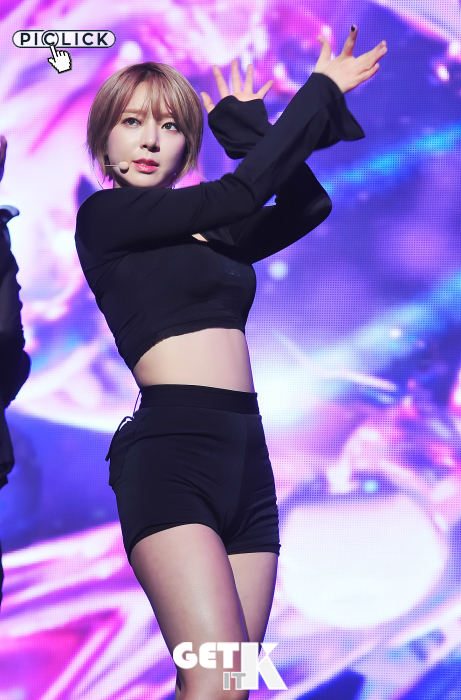 AOA迷你专辑《Good Luck》发售 雪炫哭成泪人-国际在线