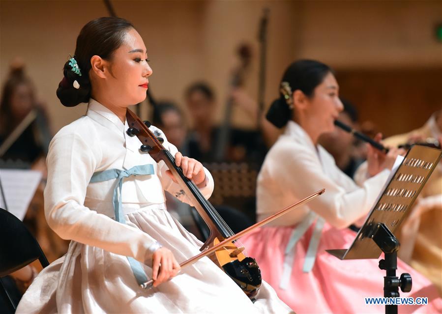 Concerts featuring 56 Chinese ethnic groups kick off in Beijing
