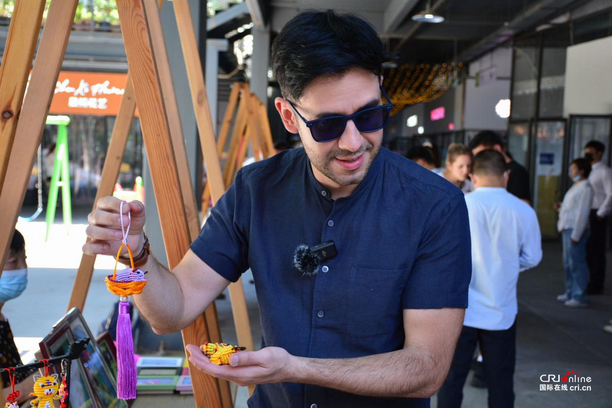 Photos | International Experience Officers Unlock the "Sci-Tech Strength" and "Poetic Charm" of ...