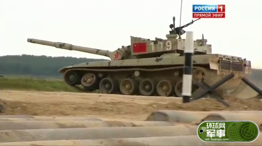 坦克大赛96B轮子掉了还在拼(组图)-国际在线