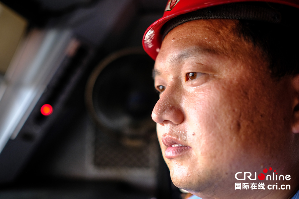 火车“医生”刘跃华-国际在线