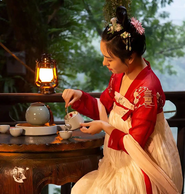 Sichuan's Tea from Hongya County, Meishan City Debuted at the 12th ...