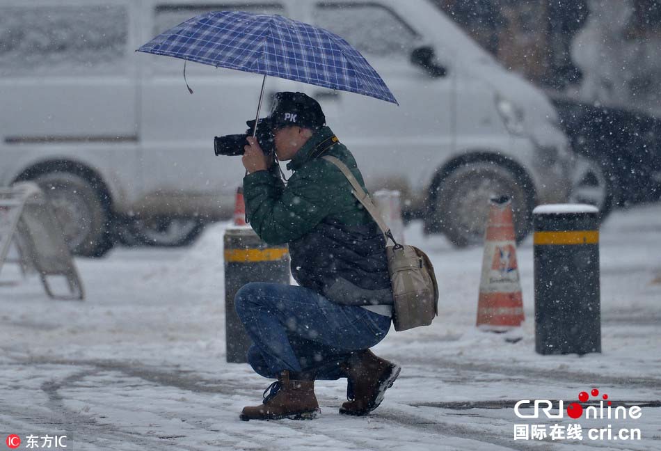 沈阳今冬迎初雪 故宫雪景引人醉(组图)-国际在线